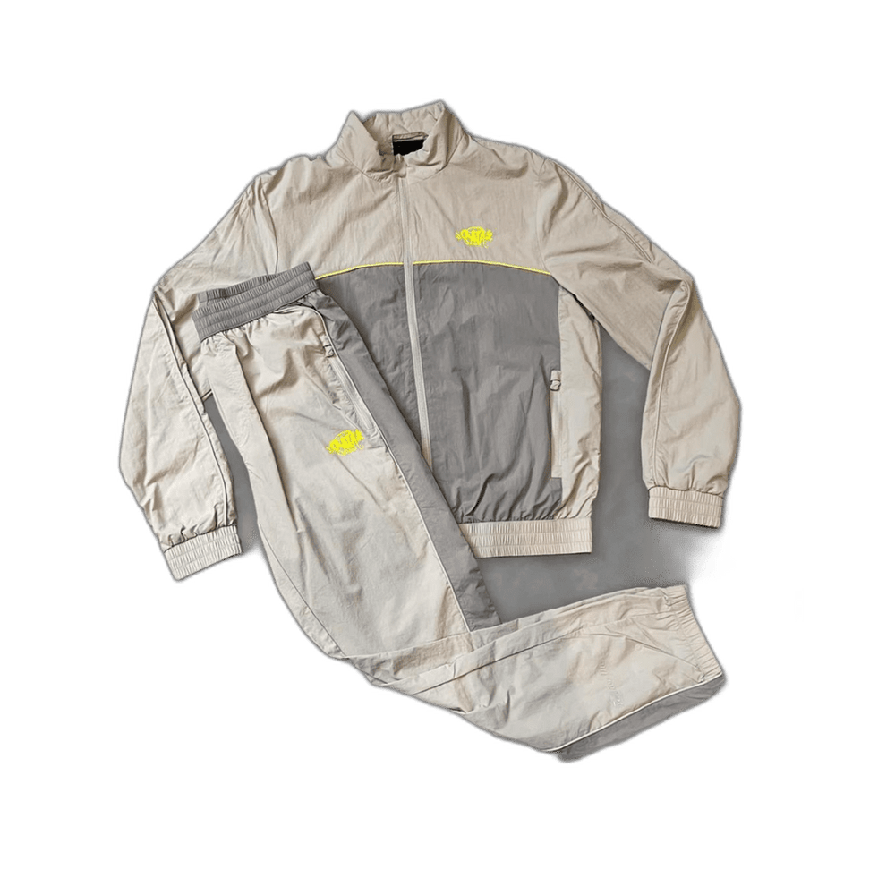 SYNAWORLD ‘SYNA LOGO’ SHELL TRACKSUIT - CREAM/GREY/YELLOW